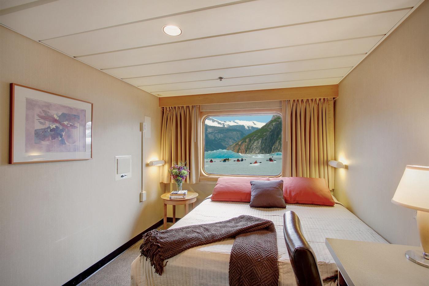 Safari Endeavour – UnCruise Adventures. Hotel review by OutThere magazine