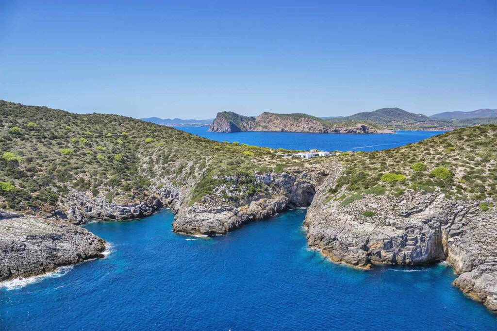 Mark Duguid of Carrier talks luxury travel | OutThere magazine