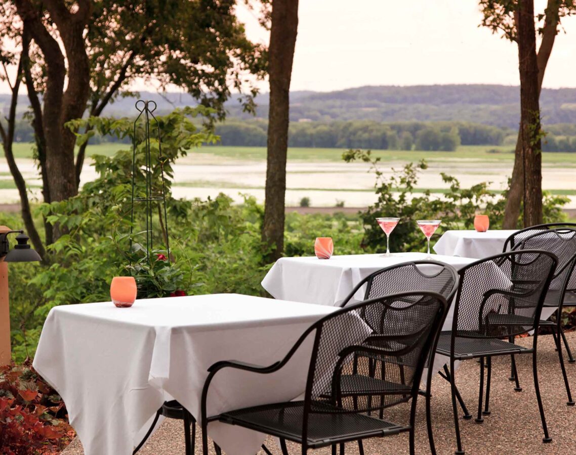 Deer Path Inn, Lake Forest, Illinois, USA | Hotel review by OutThere ...